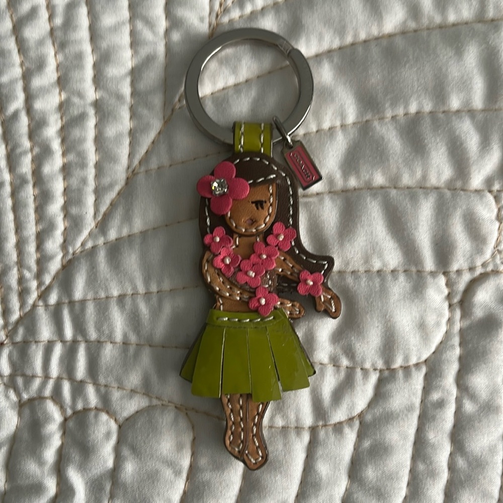 Rare Coach Hawaiian Hula Girl And Plumeria Flower Key… - Gem